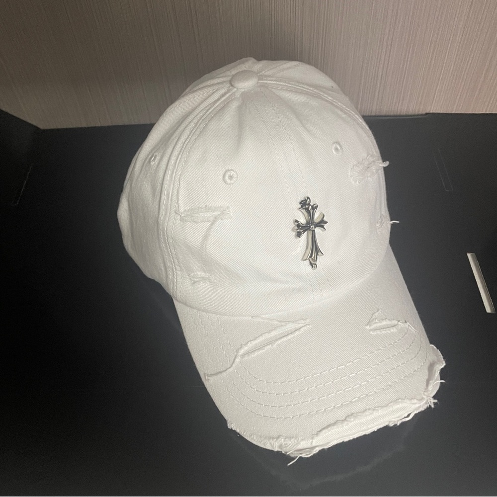 Chrome Hearts Cross Frayed White Baseball Cap - Gem